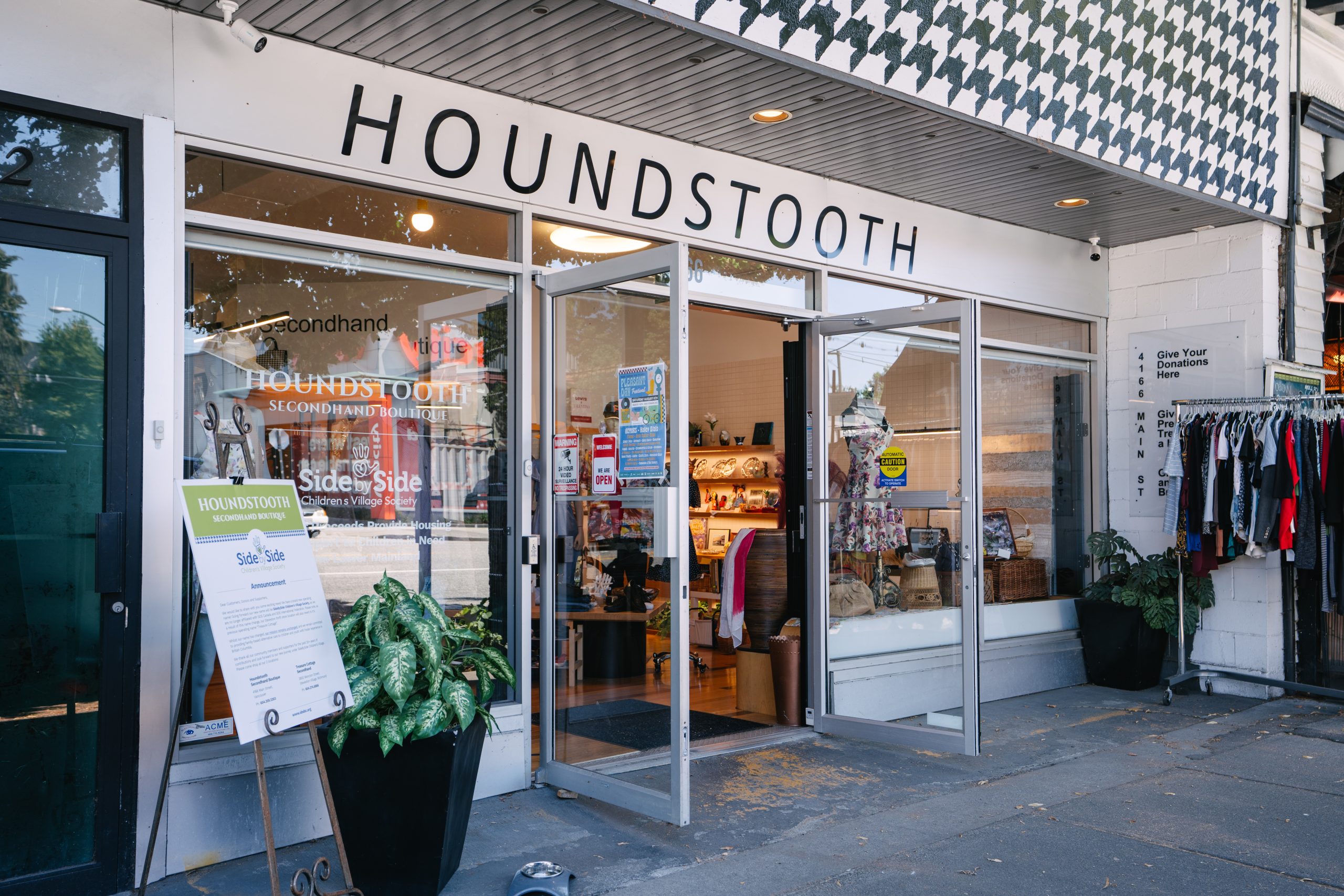 Houndstooth - Vancouver Thrift Store